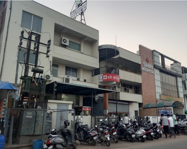 Shri Hospital – Front Desk Architects